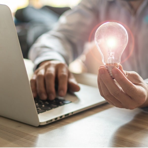 Comment créer sa micro-entreprise : le guide pas à pas (2025)