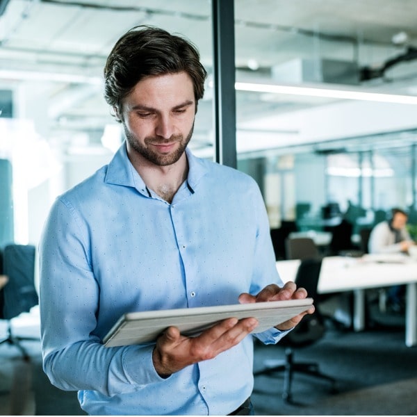 CAF et gérant SARL : quelles sont les 3 aides versées en 2025