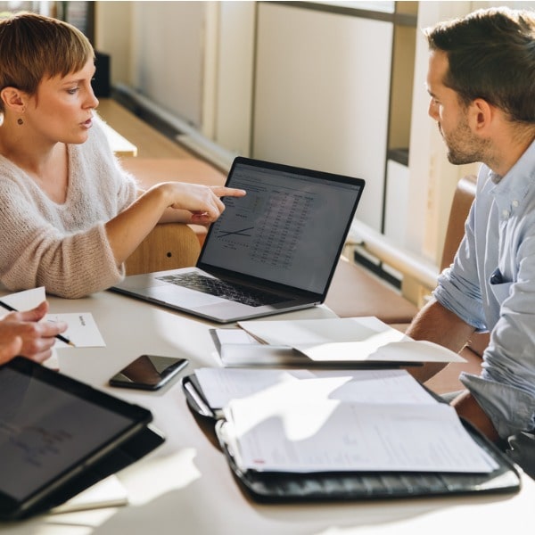 Raison sociale d’une SARL : comment faire son choix